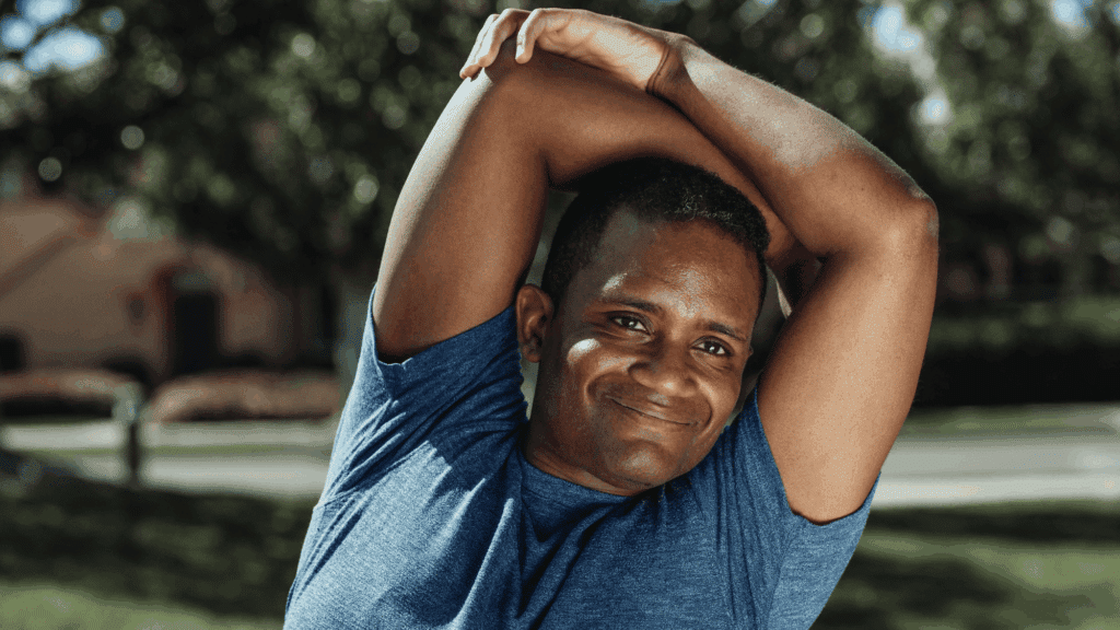 5 Fixes for Shoulder Pain when Benching - Sporthiatus